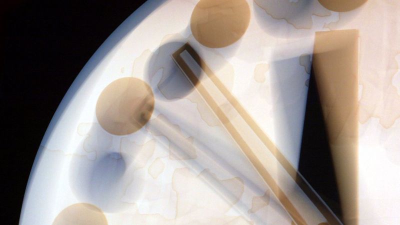 Doomsday Clock moved to just two minutes to 'apocalypse' - BBC News