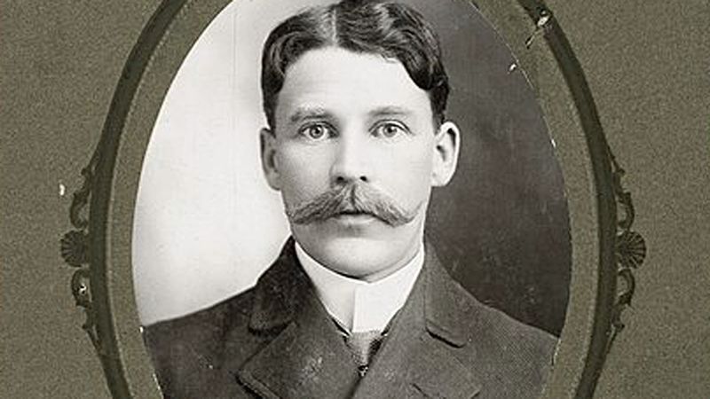 Will H Ogilvie: How a Borders boy became a leading bush poet - BBC News