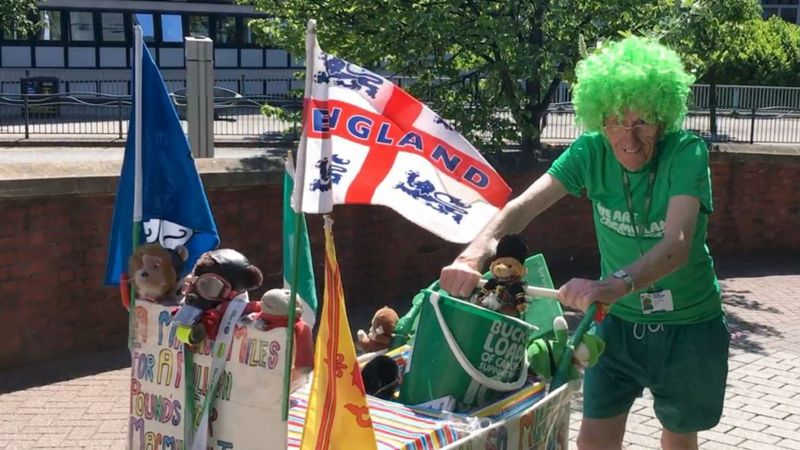 Sheffield Man with a Pram hits £1m cancer fundraising target - BBC News