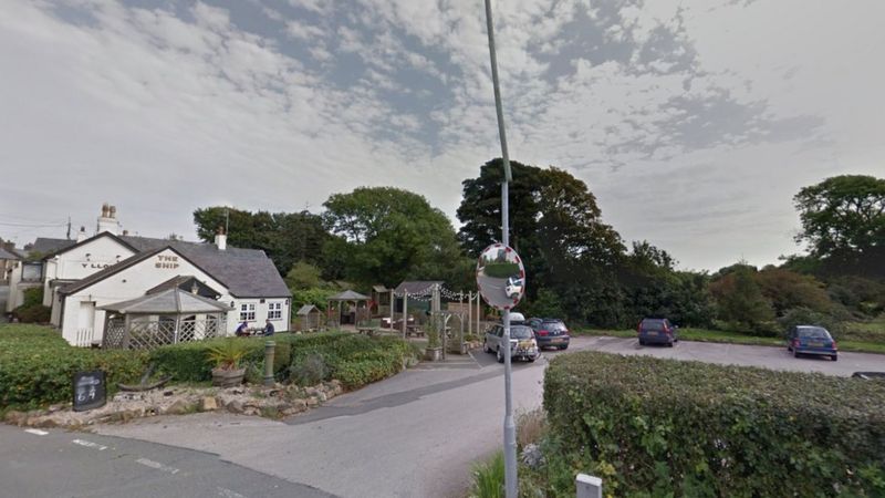 Peter Colwell shooting: Jury discharged in trial of two men - BBC News