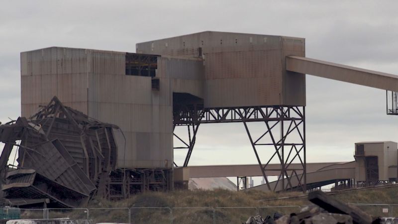 Old Redcar steel works bunker destroyed in controlled explosion - BBC News