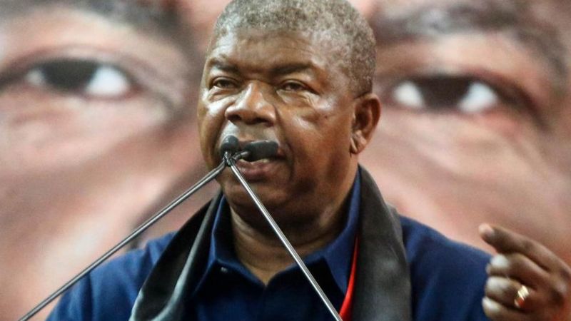 Angola election: Ruling MPLA party looks set to hold off Unita ...