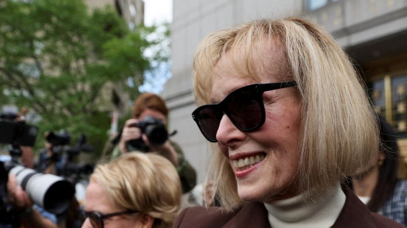 Trump loses immunity in E Jean Carroll defamation lawsuit - BBC News