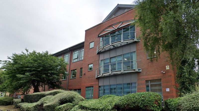 Leeds office block could make way for 20-storey student housing - BBC News