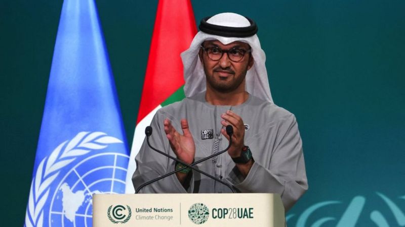 COP28、化石燃料からの「脱却」で合意 「フェーズ・アウト」は含まれず - BBCニュース