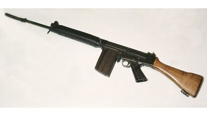 Las historias de 5 armas de guerra y cómo se cree que llegaron a manos ...