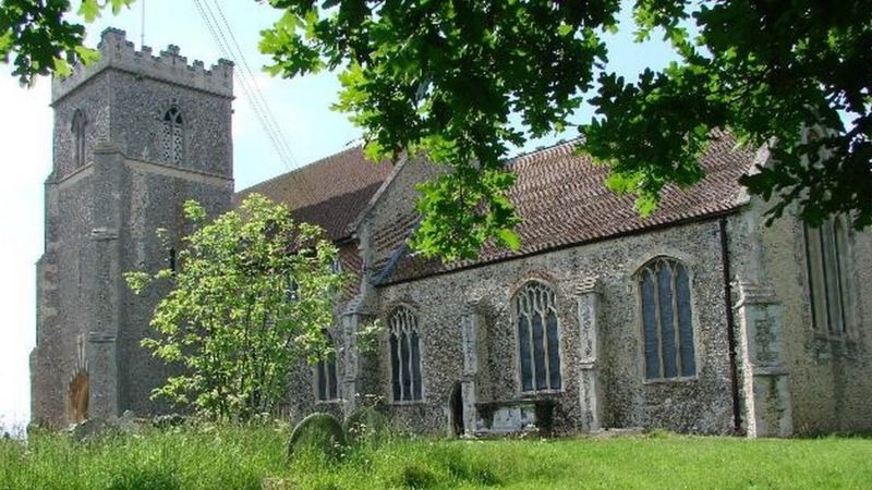 Barham church bells ring out after 74-year silence - BBC News