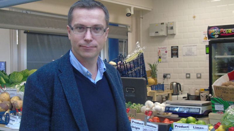 Pontypool: Struggles and opportunity in a valleys town - BBC News