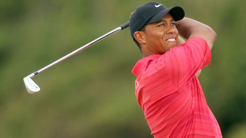 'X-factor' golf swing linked to back pain - BBC News