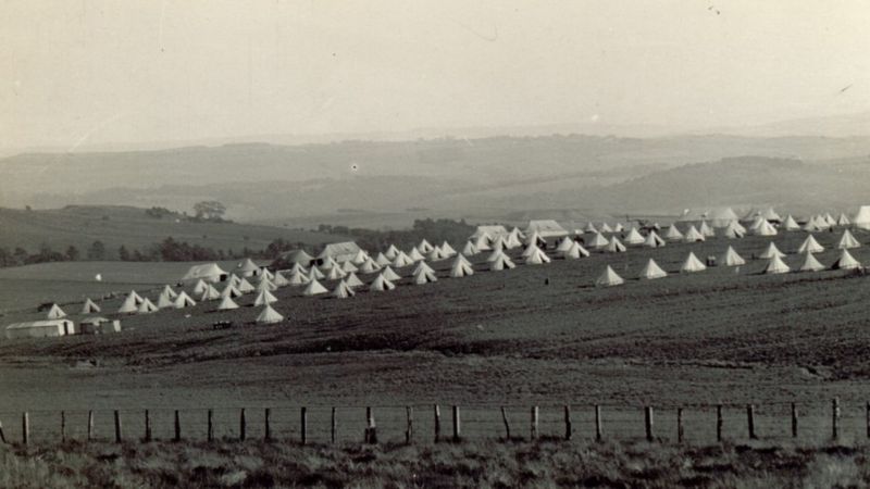 Appeal to uncover forgotten WW1 camps' history - BBC News