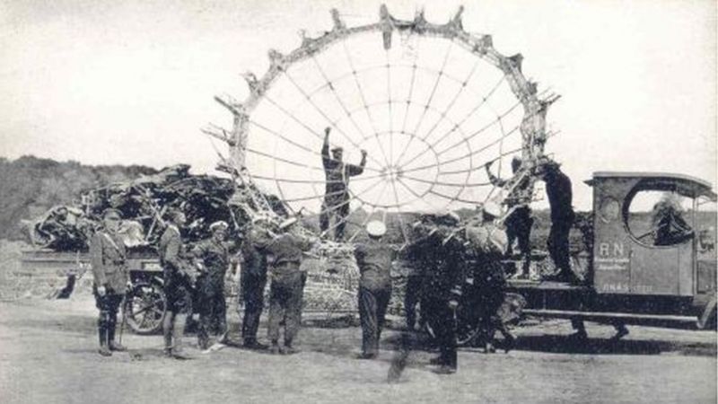 Downing of German Zeppelin over Suffolk remembered in centenary service ...