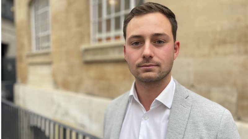 'The law needs to catch up on student mental health' - BBC News
