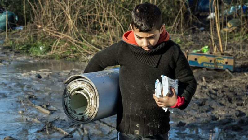 Warning over cost of caring for young asylum seekers - BBC News