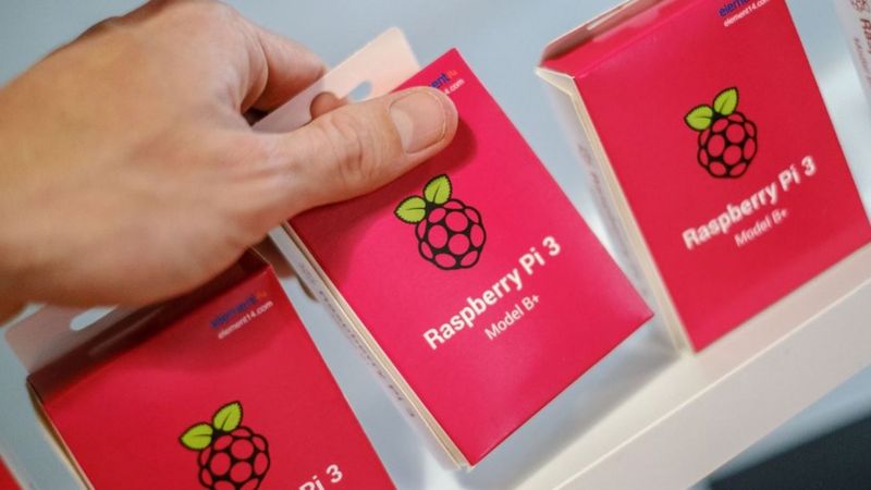 Raspberry Pi opens first High Street store in Cambridge - BBC News