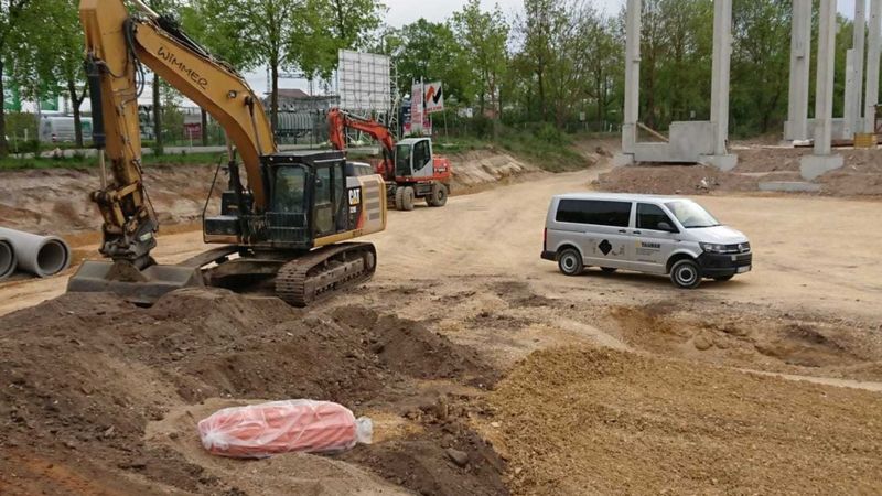 WW2 bomb blown up in Germany after evacuation - BBC News