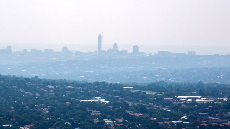 Tracking the toxic air that's killing millions - BBC News