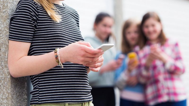 Anti-Bullying Week: Online bullying and how to stop it - BBC Newsround