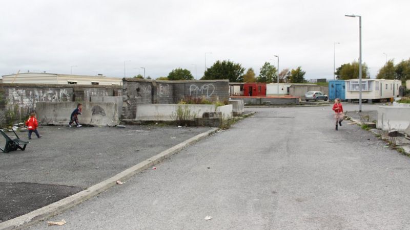 Tragedy highlights poor living conditions of Ireland's travellers - BBC ...