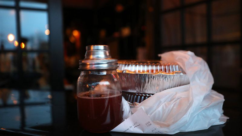 Coronavirus: How the pandemic is relaxing US drinking laws - BBC News