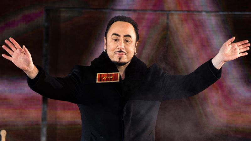 TV and radio stars we lost in 2016 - BBC News