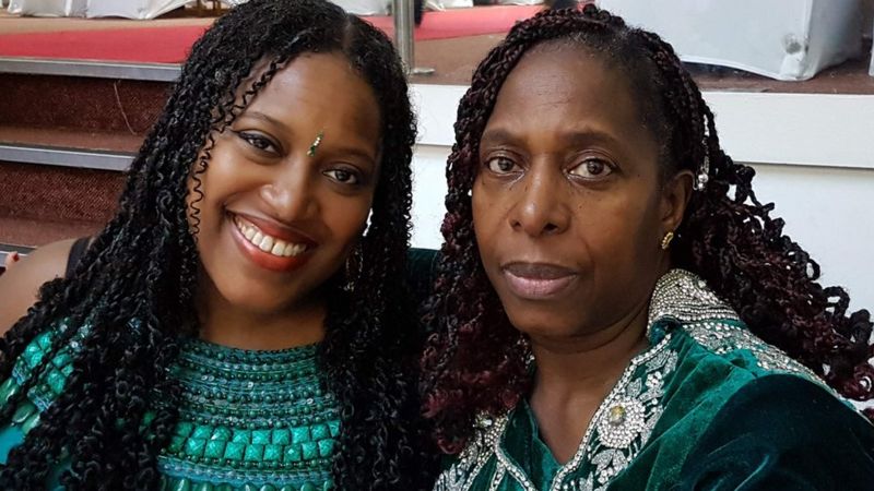 Tributes after Sutton Coldfield MBE nurse Paulette Bolton dies - BBC News