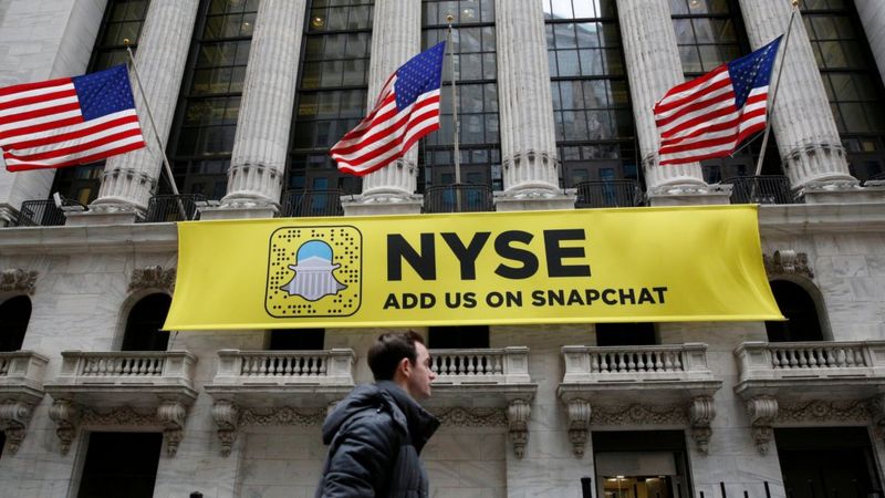 Snapchat owner worth up to $25bn despite making losses - BBC News
