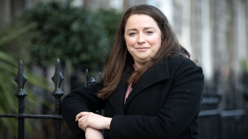 Scottish cancer waiting times performance at record low - BBC News