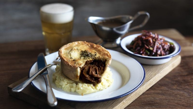 British Pie Awards: Gluten-free pie crowned winner - BBC News