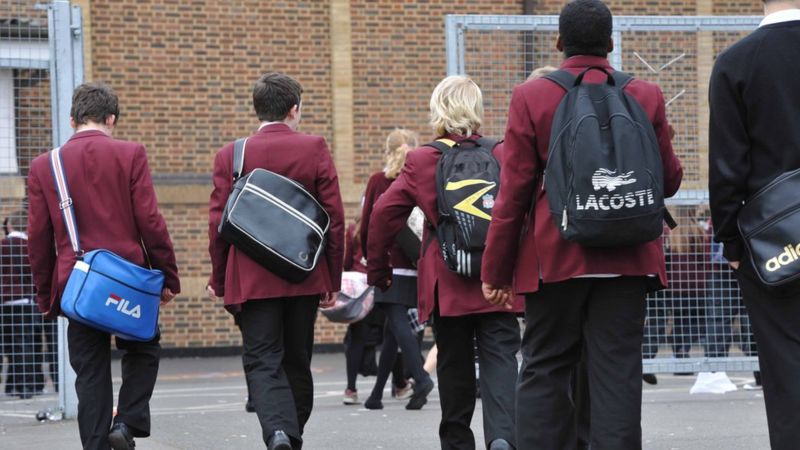 More unqualified teachers taking lessons, suggests research - BBC News