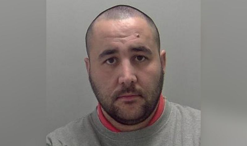 Man admits killing another in Alcester pub brawl - BBC News