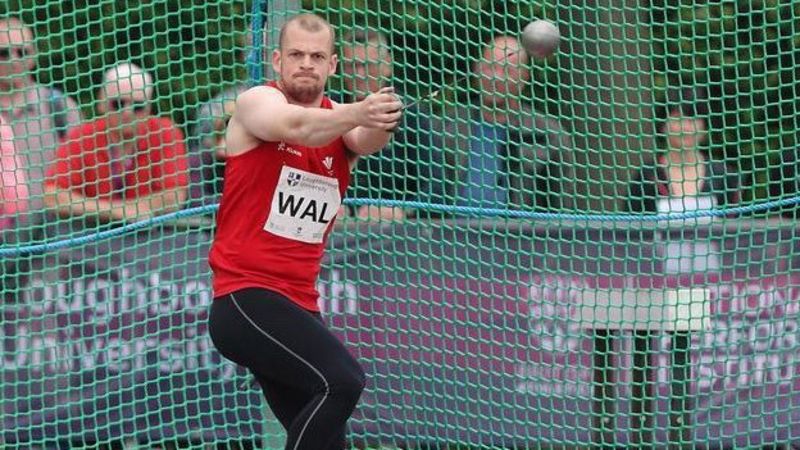 Osian Jones: Athletwr yn teimlo 'rheidrwydd' i drafod ei rywioldeb ...