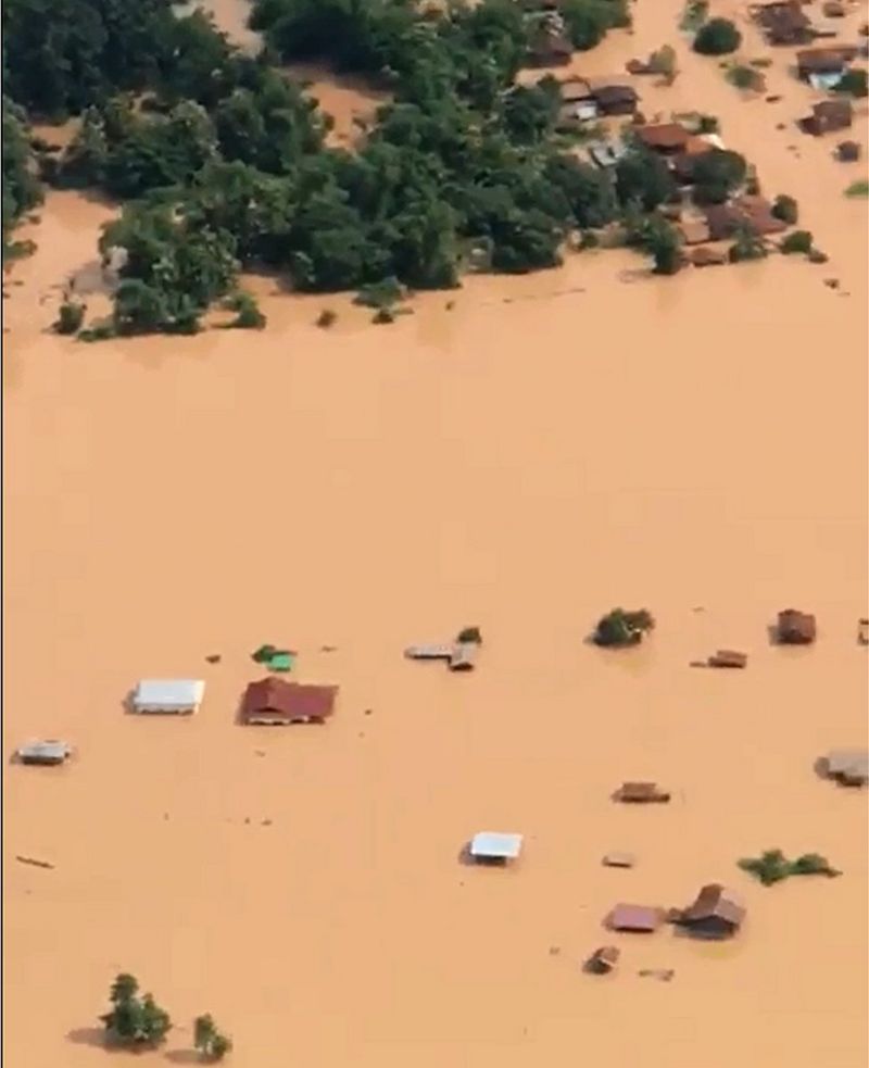 Laos dam collapse: Many feared dead as floods hit villages - BBC News