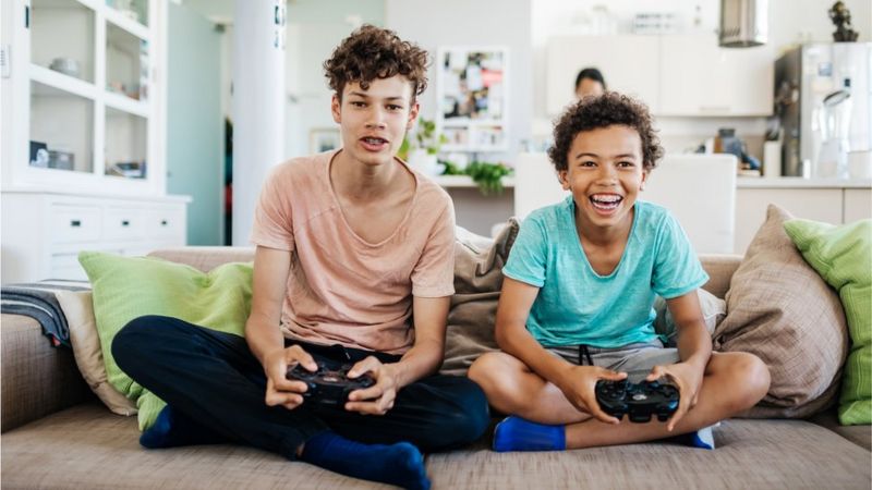 UK gamers spent a record £7.16 billion on gaming - BBC Newsround