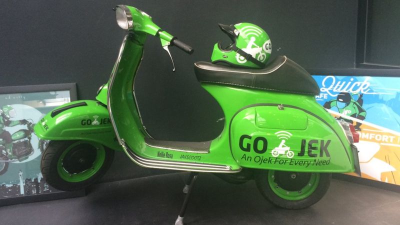 Go-Jek: On the go in Jakarta - BBC News