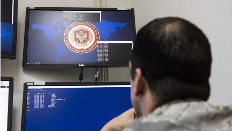 Inside a US military cyber team’s defence of Ukraine - BBC News
