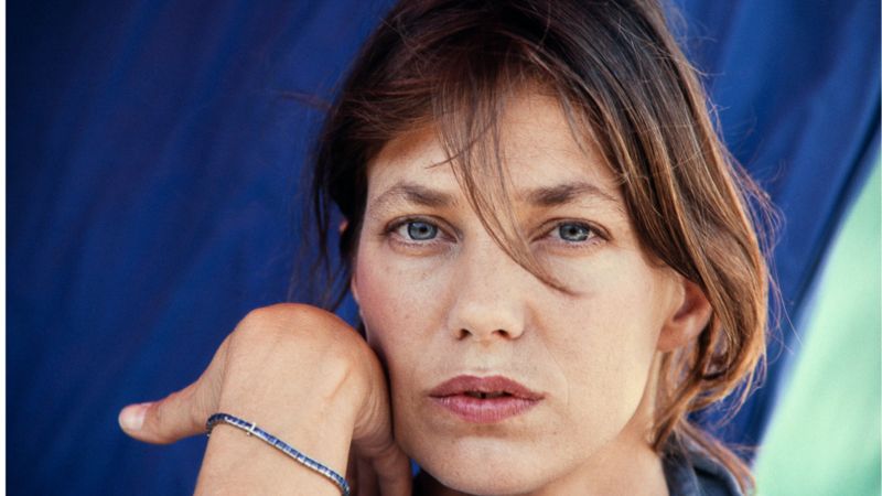 Jane Birkin: Artist and style icon's life in pictures - BBC News