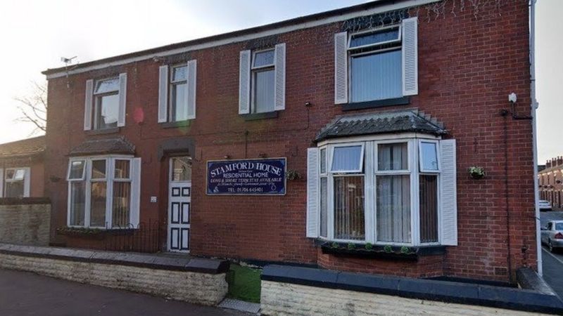 Rochdale care home faces closure after failing improve - BBC News