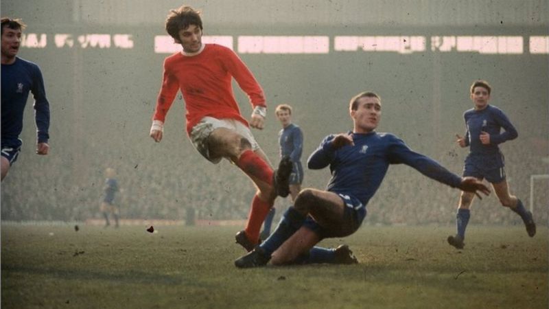 In Pictures: Remembering George Best ten years after his death - BBC News