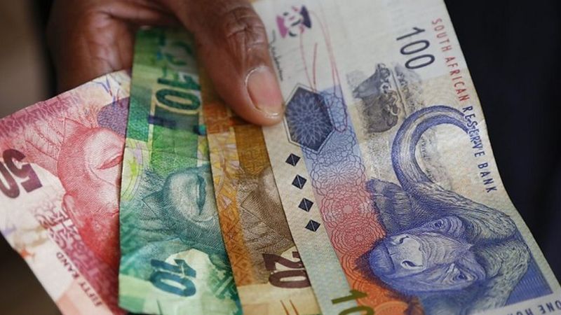 Anti-Zuma protests take place across South Africa - BBC News