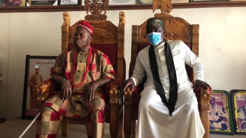 Orlu Imo State: Rochas Okorocha agaala Orlu sị ha ka 'Ọzọemena!' - BBC ...