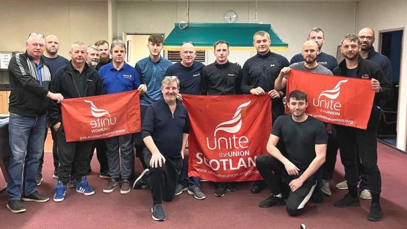 Hundreds of North Sea workers start two-day strikes - BBC News