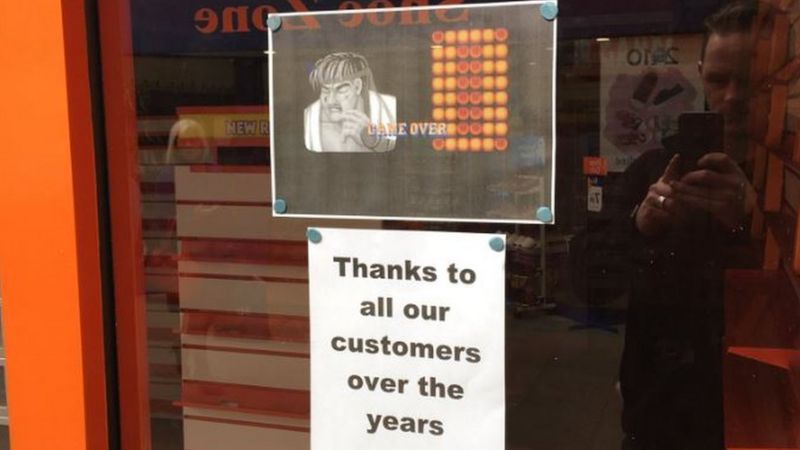 Grainger Games gaming store to close all 67 stores - BBC News