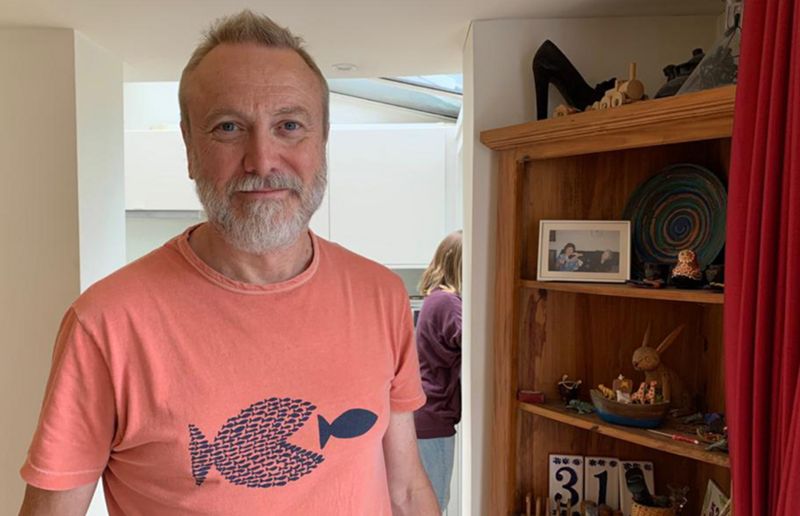 Virus corona: Apa dampak Covid-19 bagi otak manusia? - BBC News Indonesia