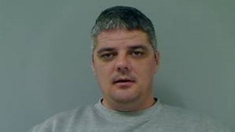 Prison head apologises for murder suspect's release - BBC News