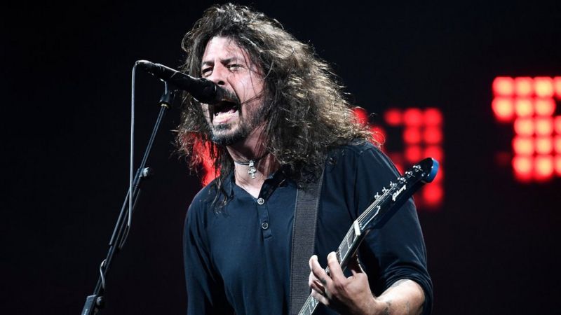 How to make it as a music journalist - BBC News