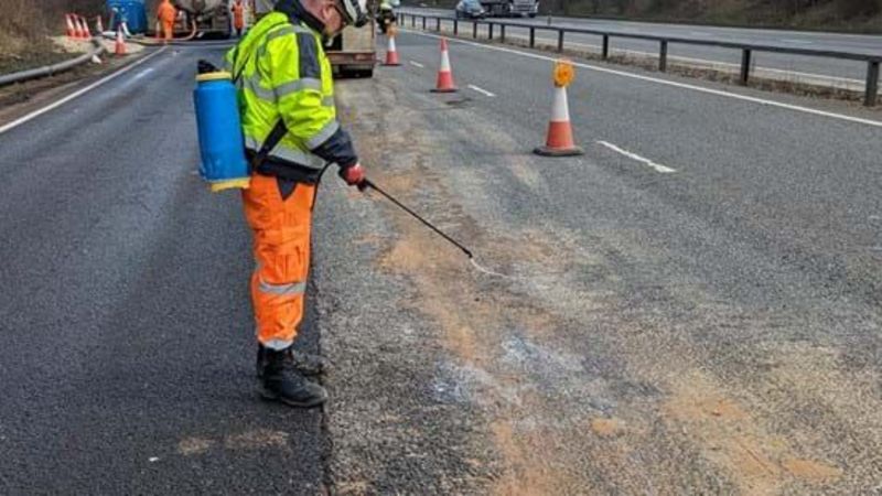A14 flooding: Eleven million litres of water extracted from road - BBC News