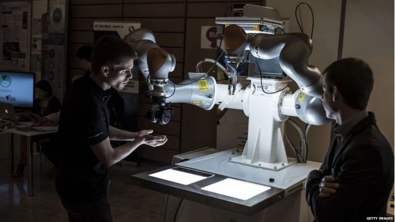 Robots on the march - BBC News
