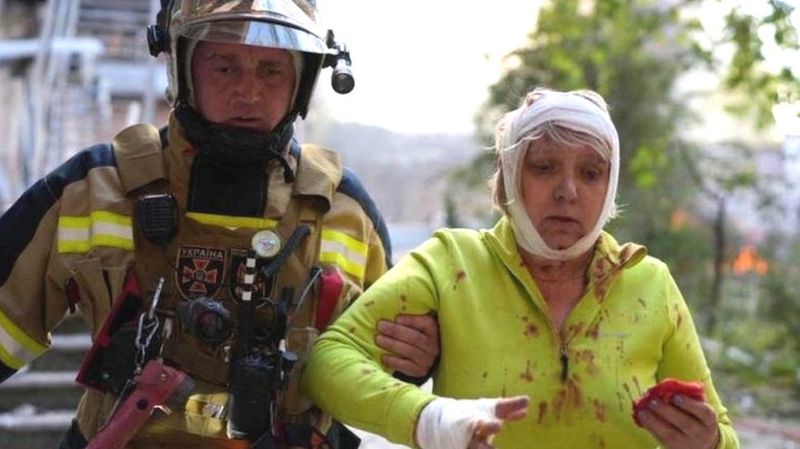 Chinese technology poses major risk - GCHQ Chief - BBC News