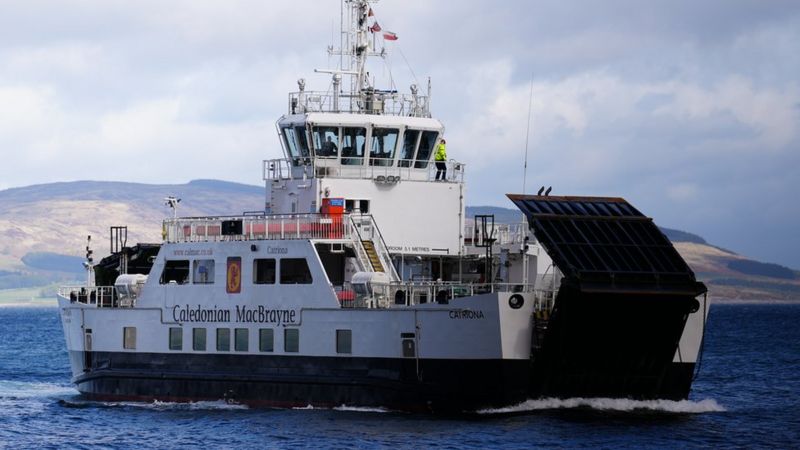CalMac's new ferry Loch Frisa starts work on Oban-Mull route - BBC News