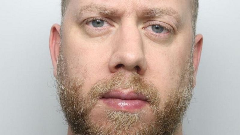 Stephen Burkinshaw murder: Man jailed over fatal stabbing - BBC News